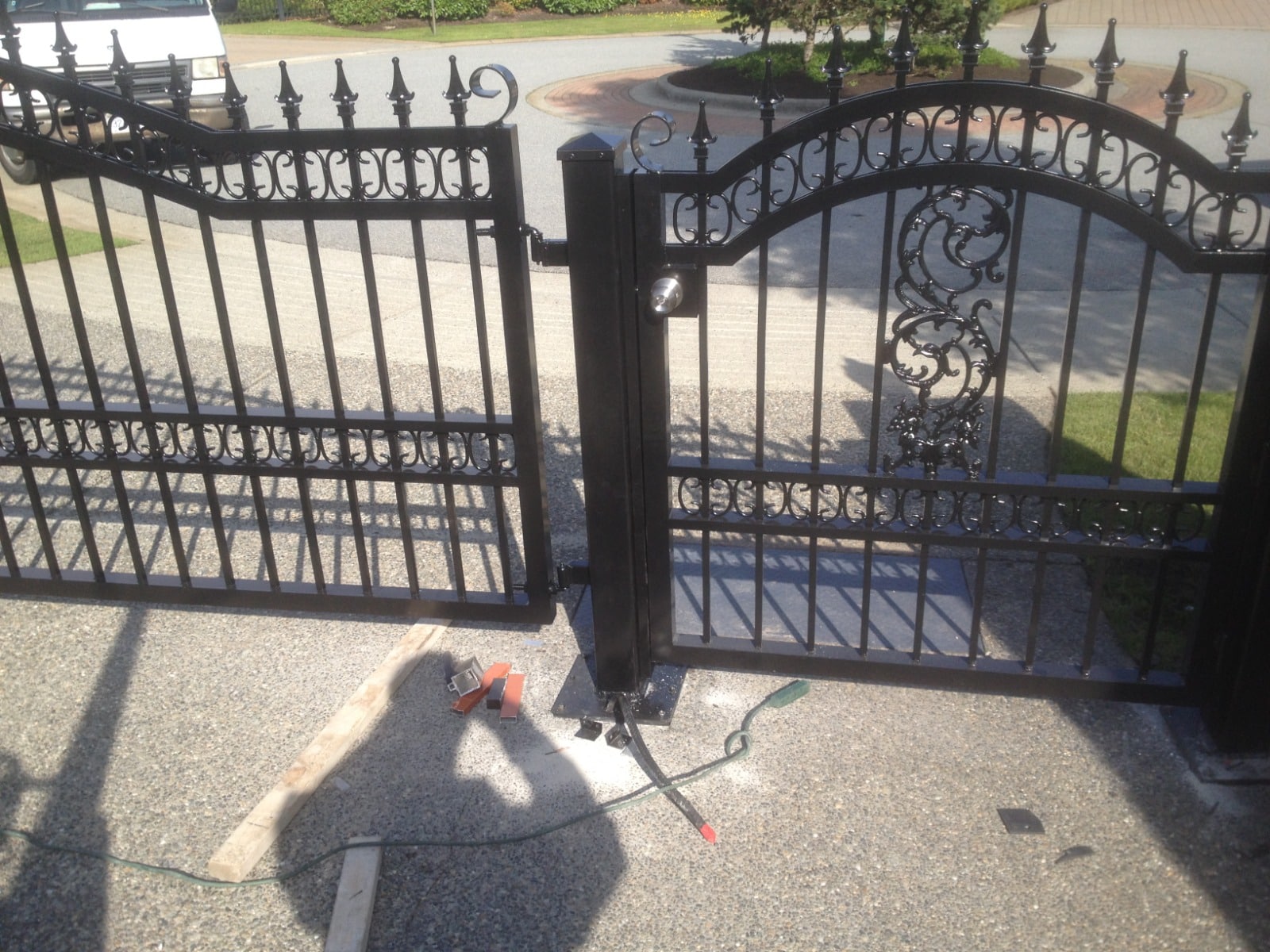 Driveway Gates | Western Iron Works